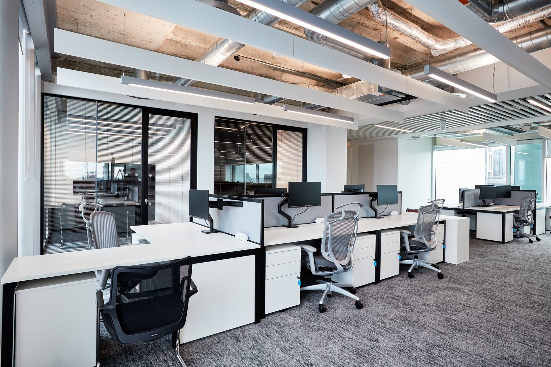 Modern Workplace | Nippon Life - work.place.create.