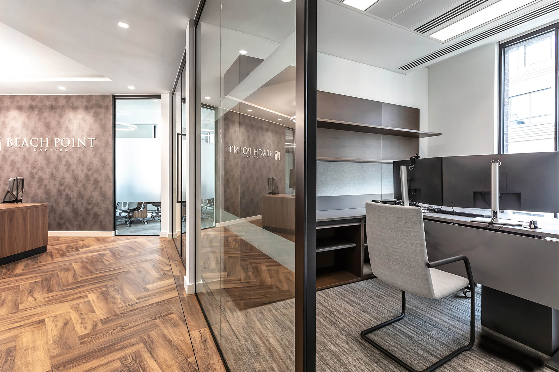 Office Design London | Beachpoint Capital - work.place.create.